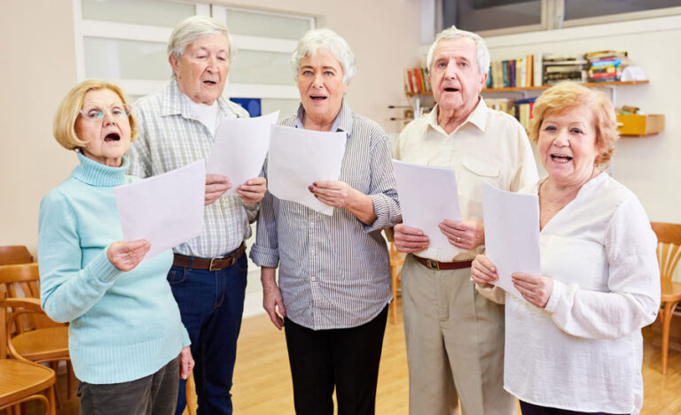 how-does-music-help-people-with-dementia-weald-hall-care-home | Weald ...